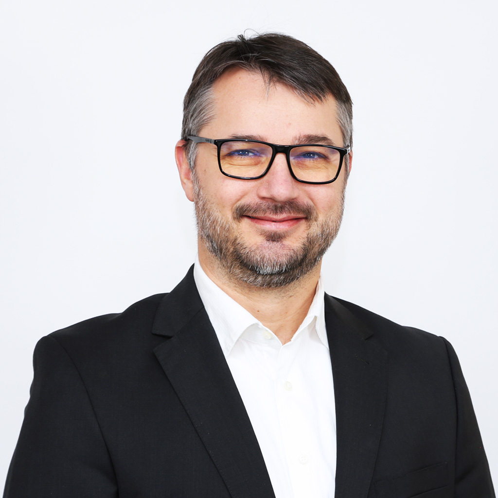 Unternehmen | esz AG | Eines der modernsten Kalibrierlabore