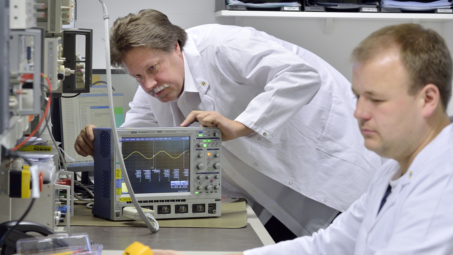 Unternehmen | esz AG | Eines der modernsten Kalibrierlabore